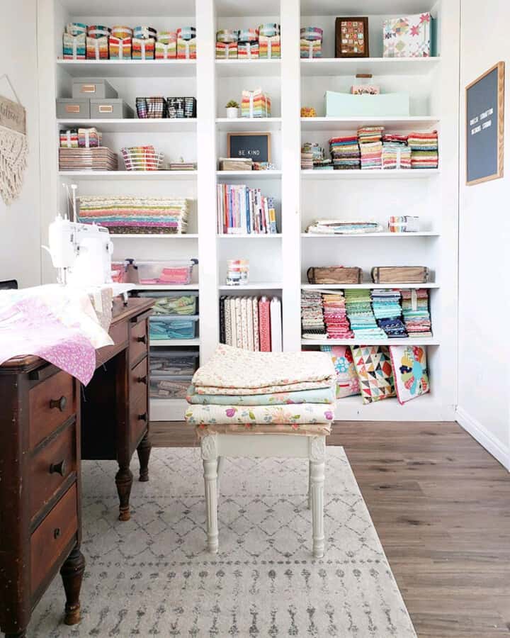 Tips for Small Sewing Spaces - Small Sewing Room Tour | A Quilting Life