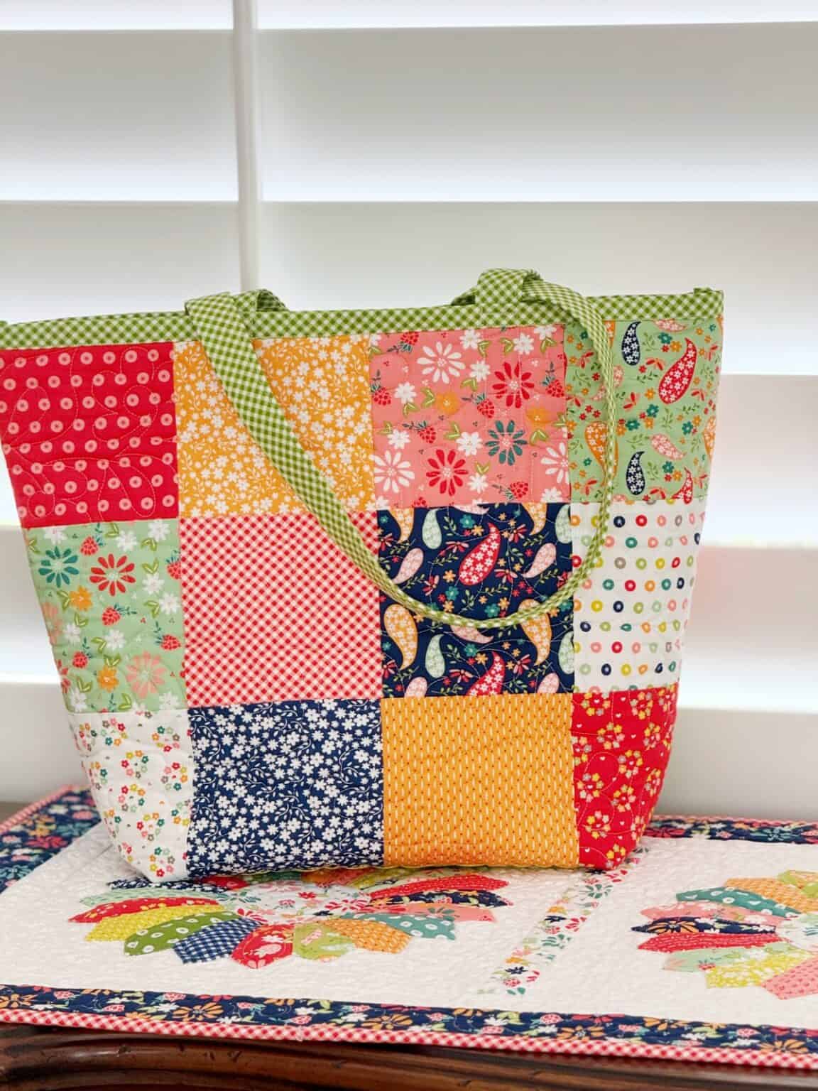 Easy Charm Pack Tote Tutorial - A Quilting Life