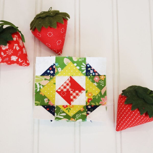 Sewcialites 3 Block 8: Beacon Block - A Quilting Life